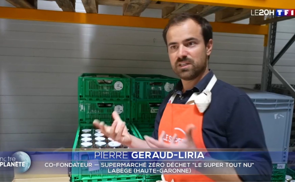 Le Super tout nu de Pierre GÉRAUD-LIRIA (89e) et son épouse au JT de TF1